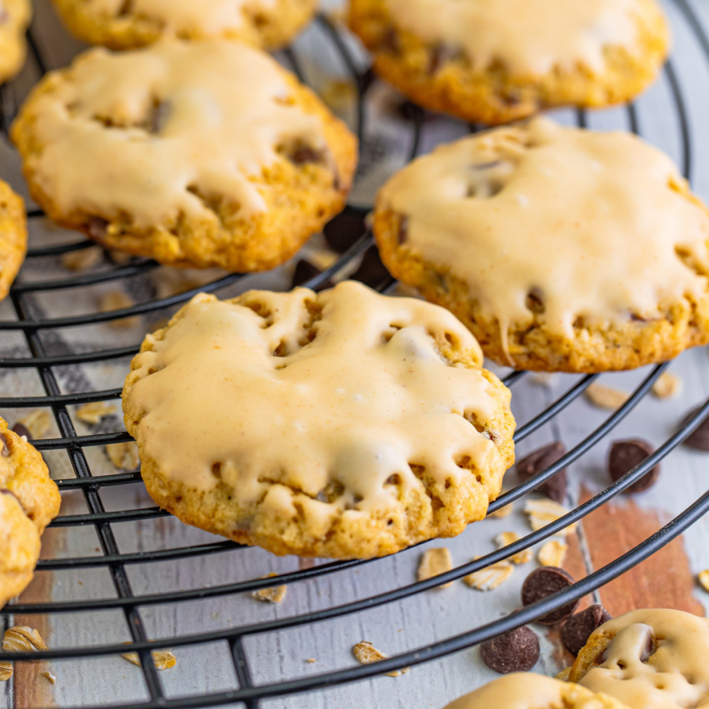 Gingersnap Cookies - Noshing With the Nolands