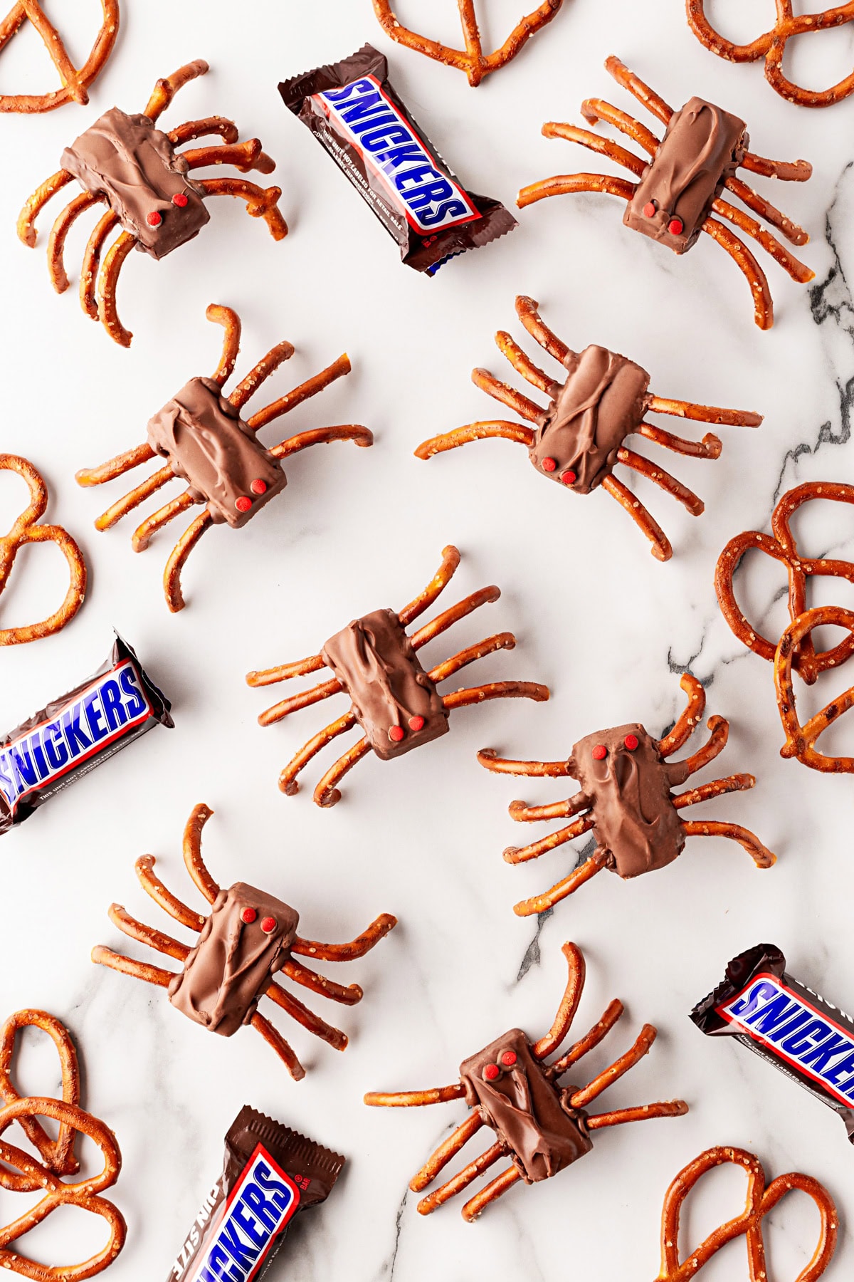 Halloween Chocolate Spiders - Noshing With the Nolands