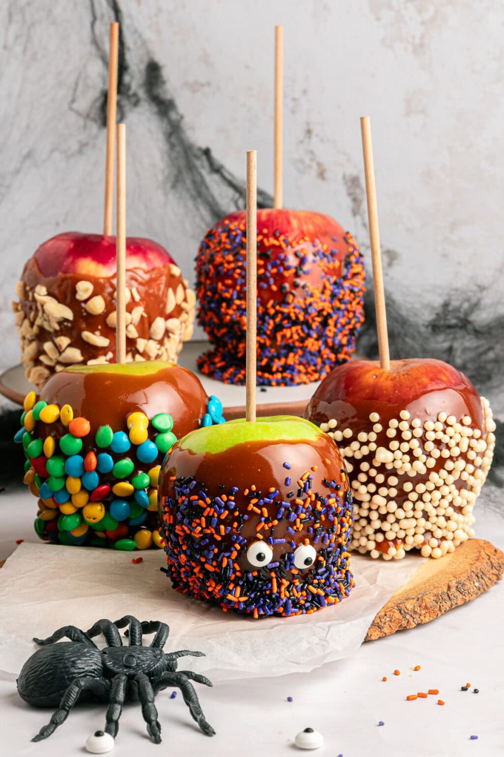 Halloween Caramel Apples - Noshing With the Nolands